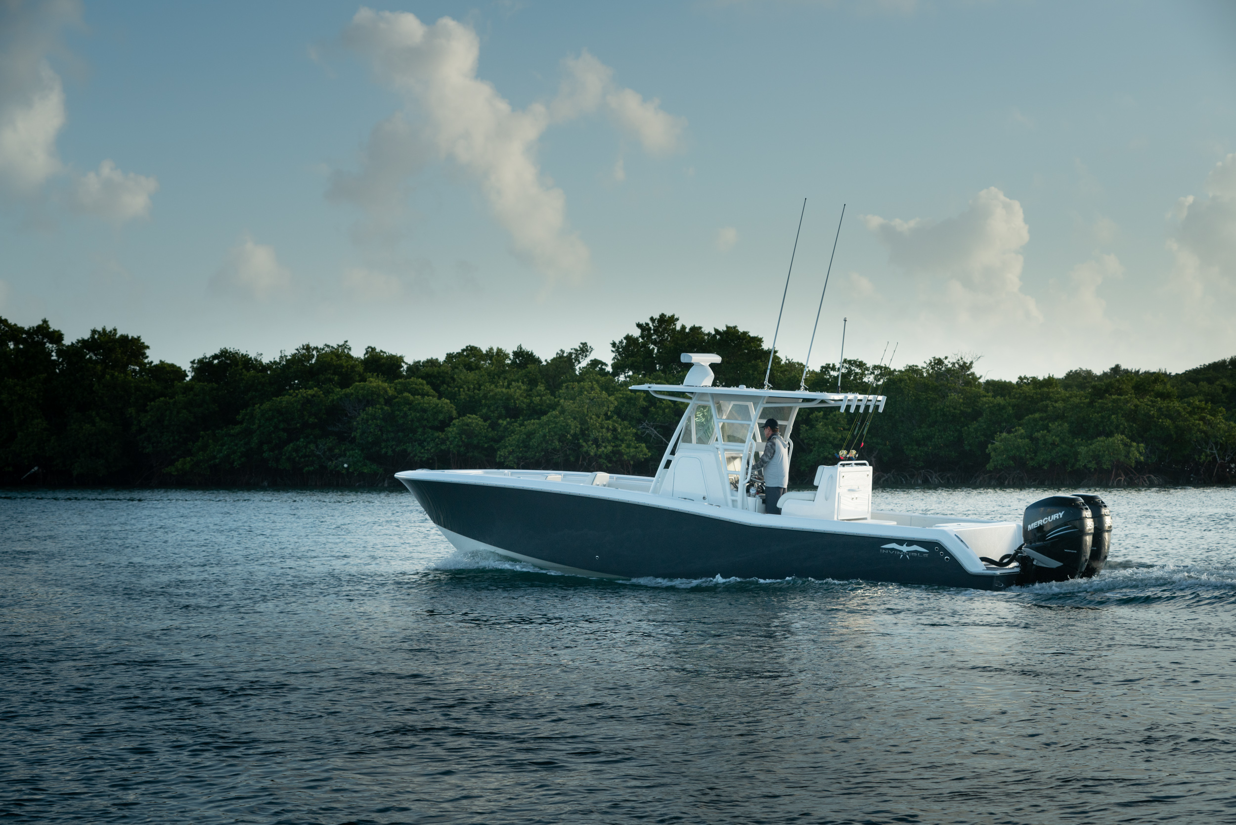 Invincible Boat's International Expansion Includes Superyacht Tender